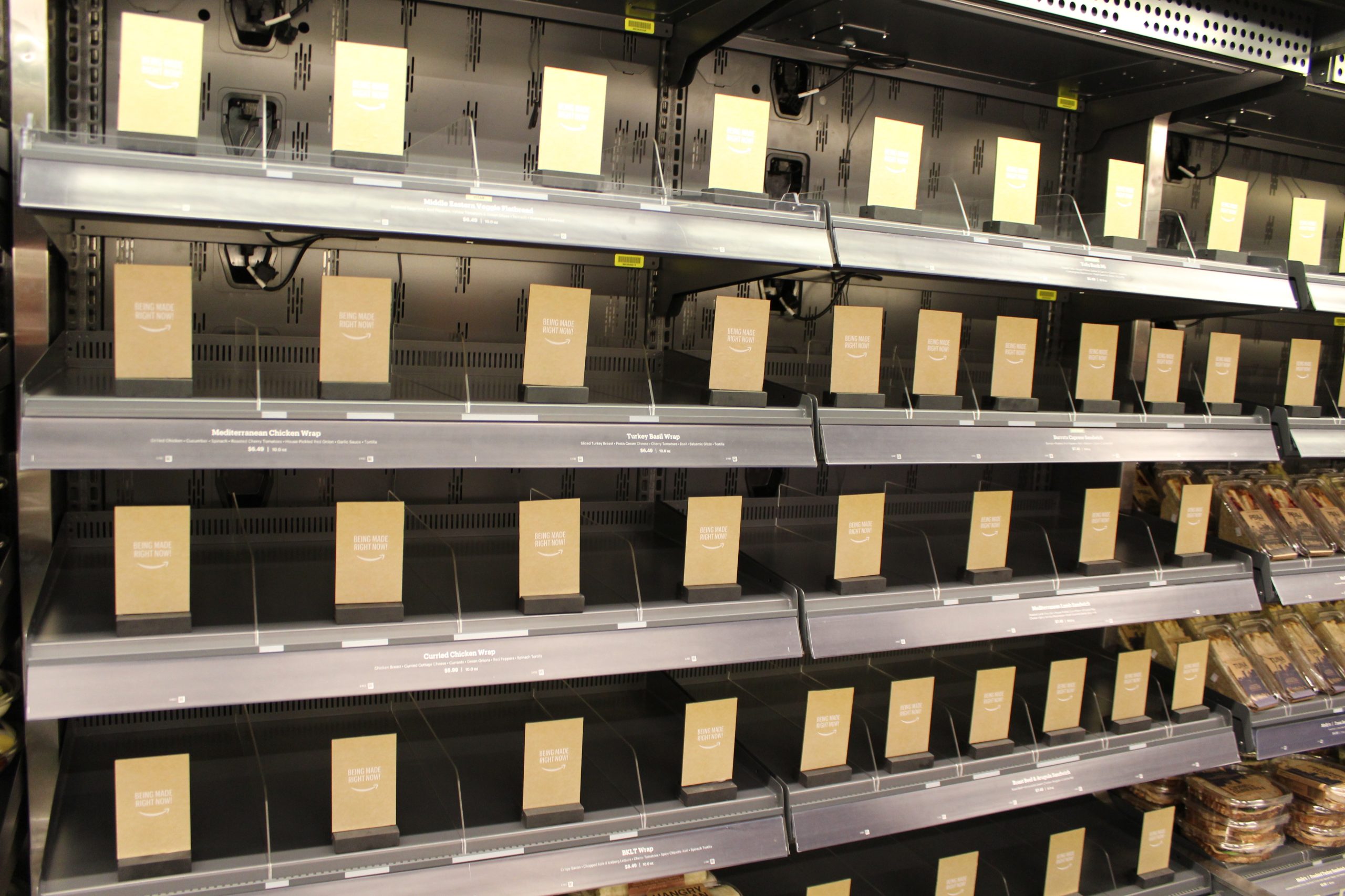 Amazon Go debuts, and its prying cameras foil our shoplifting attempts ...