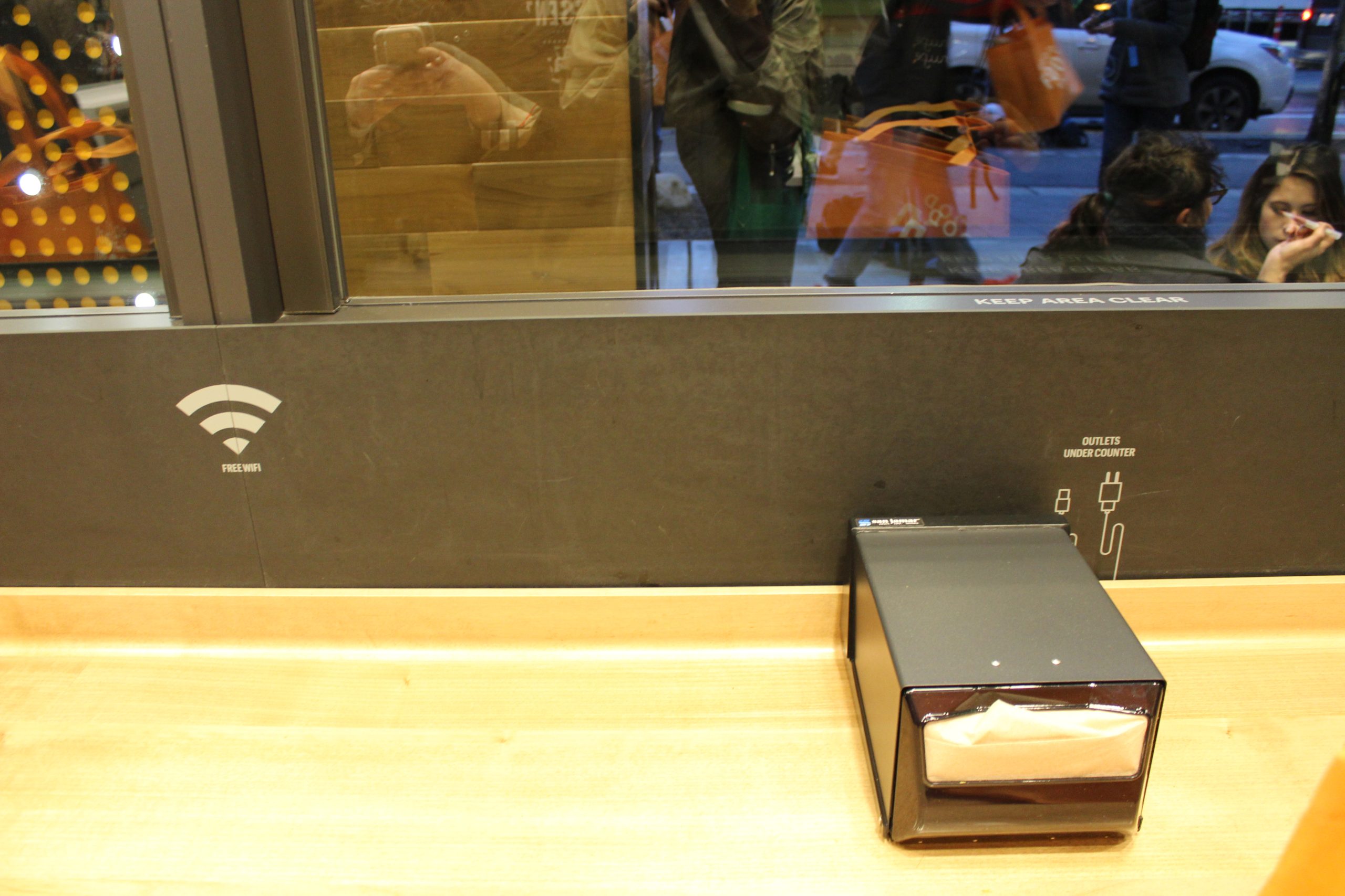 Amazon Go debuts, and its prying cameras foil our shoplifting attempts ...