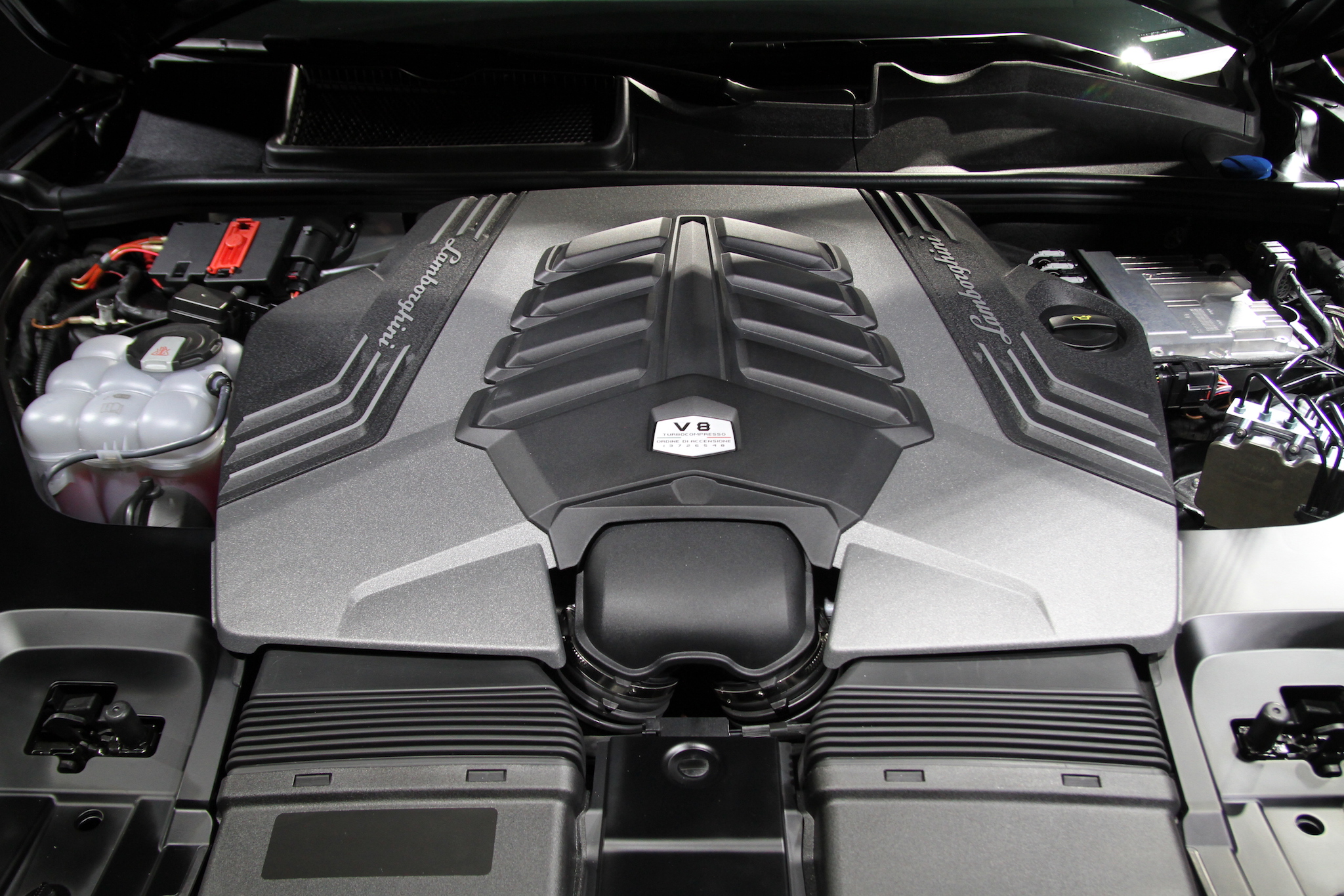 If you can’t beat them... Lamborghini joins the SUV set - Ars Technica