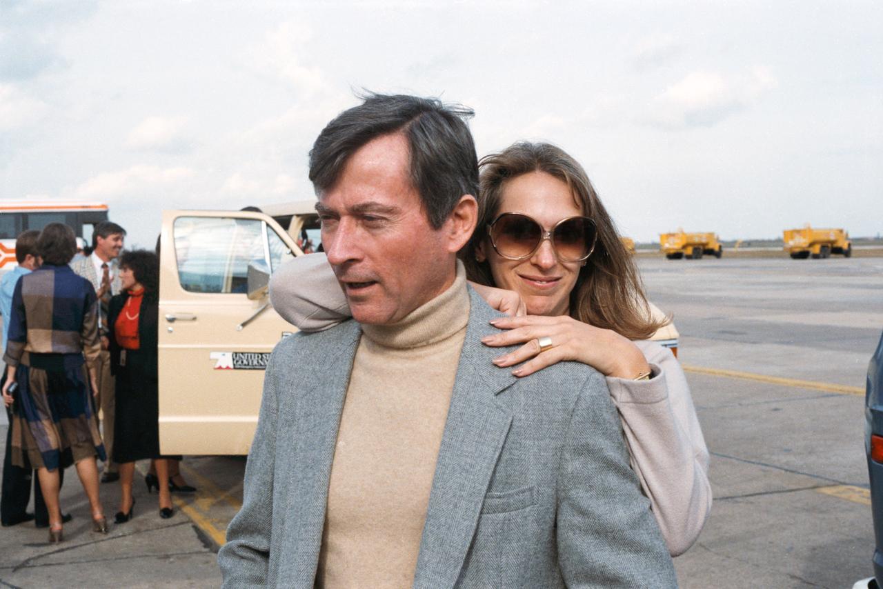 John Young, a pioneer who flew four different spacecraft, has died ...