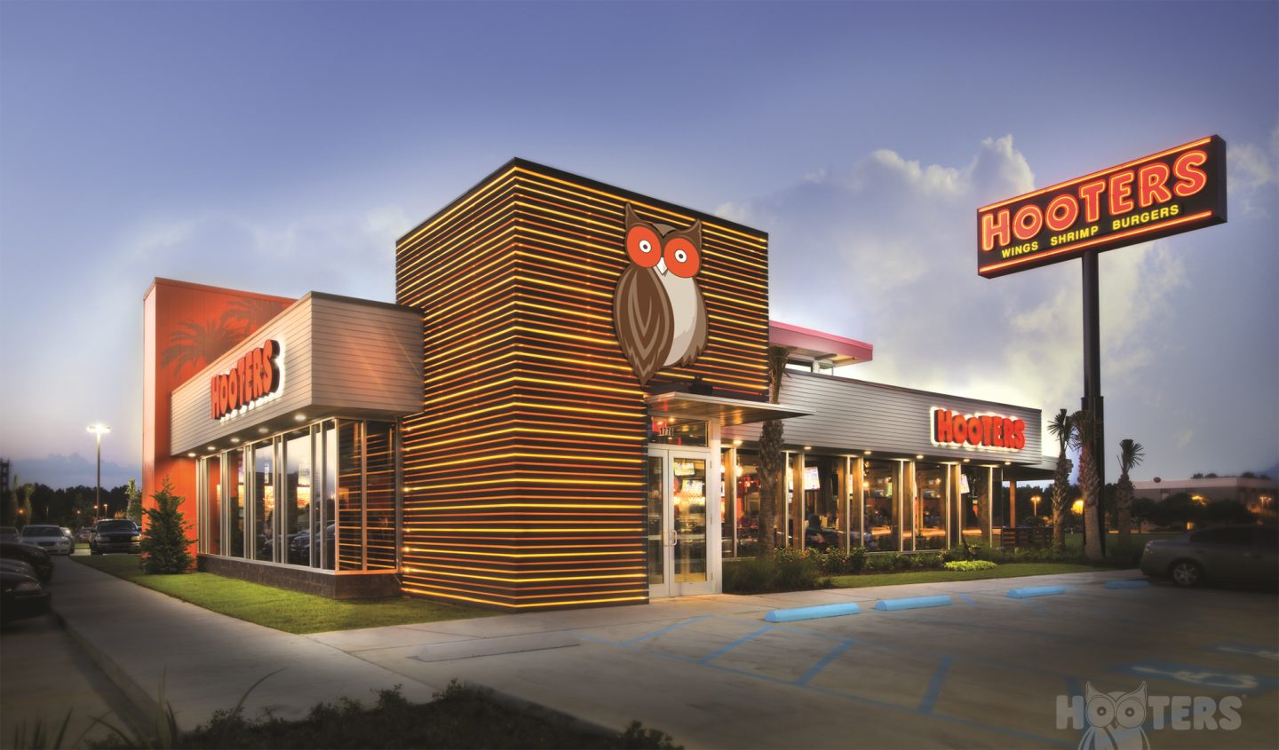 Blockchain announcement sends stock of Hooters franchisee soaring ...