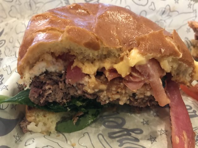 The meatless Impossible Burger bleeds and sears, but wasn’t a crowd ...