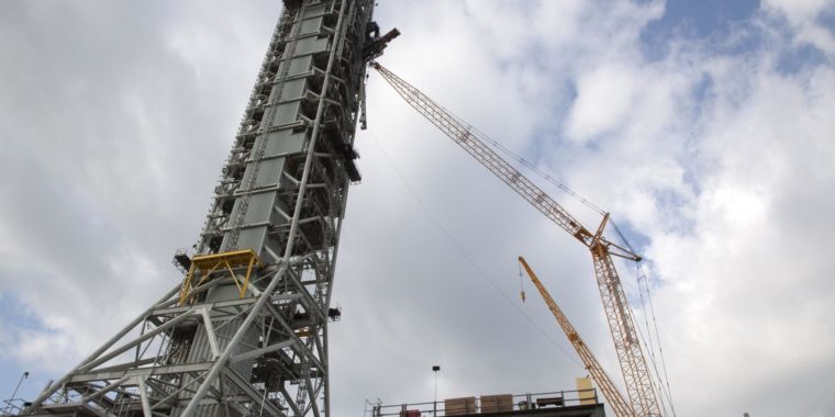 NASA spends $1 billion for a launch tower that leans, may only be used ...