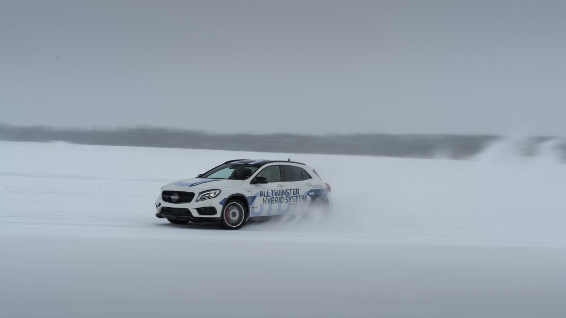 This is the All Twinster, a new torque-vectoring hybrid system for SUVs ...