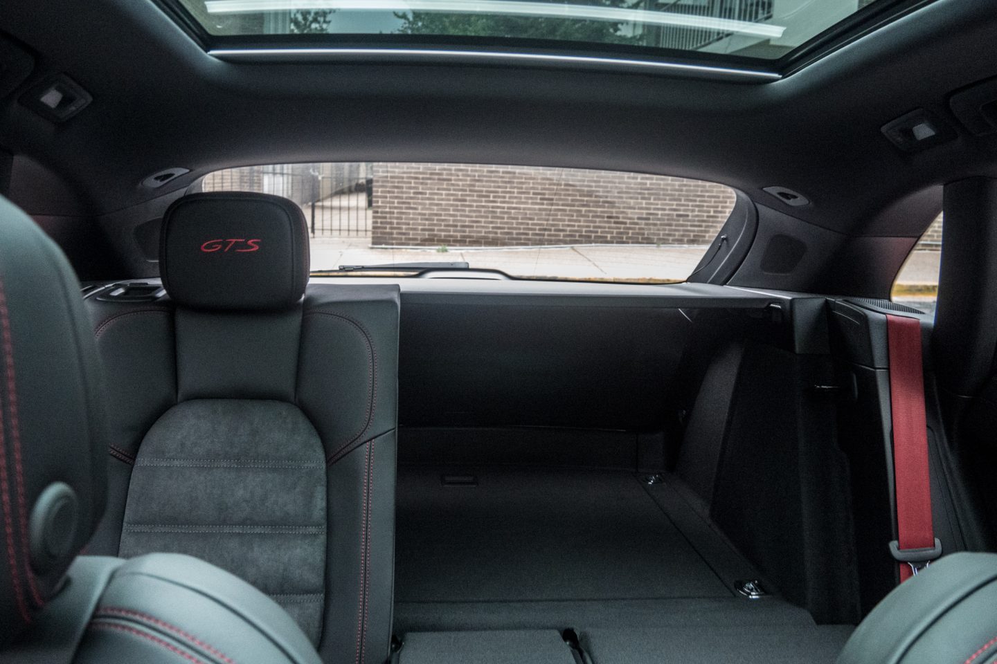 Like a hot hatch on steroids: The Porsche Macan GTS reviewed - Ars Technica