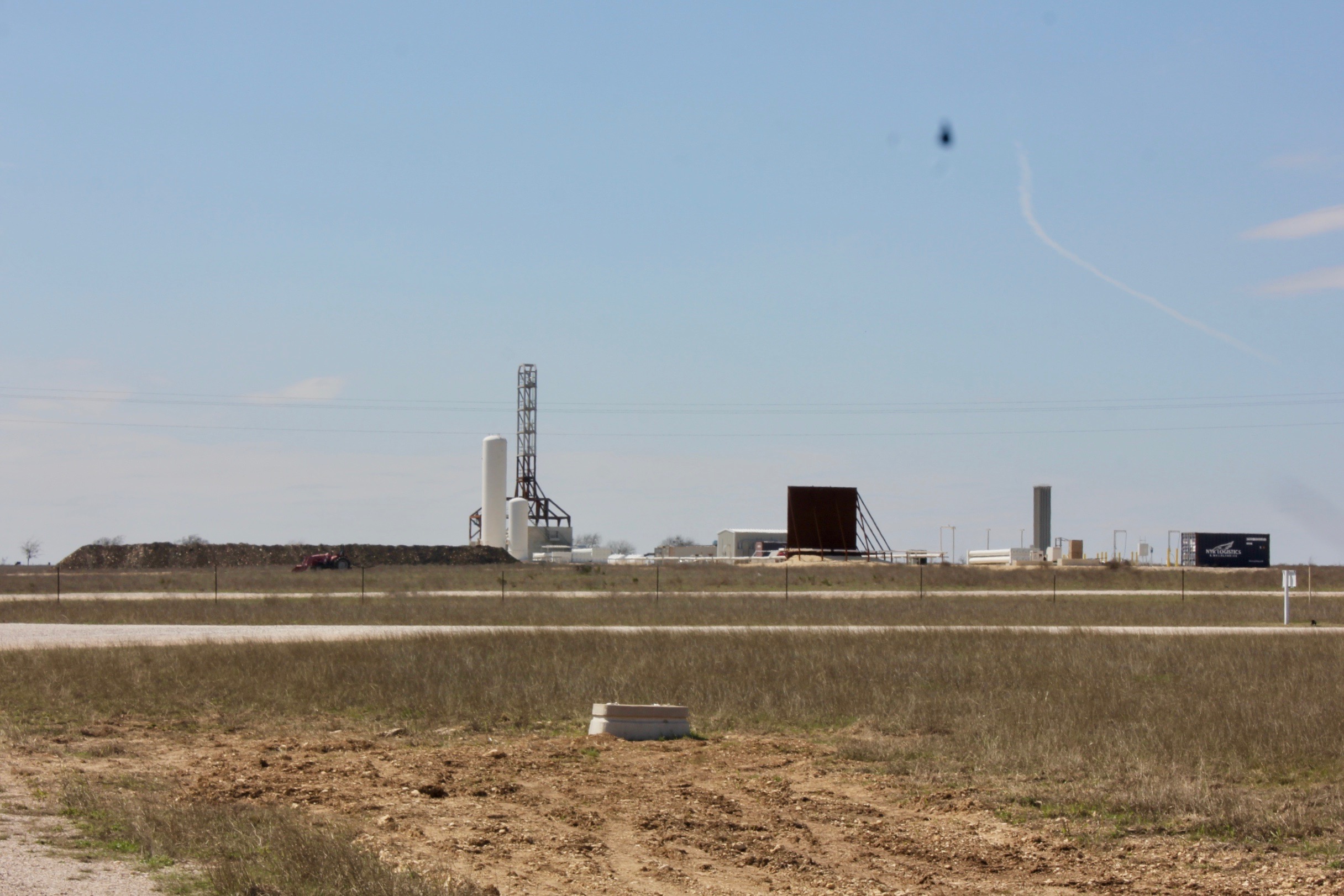 Staring at Firefly Aerospace’s hot rocket-engine flames in a Texas ...