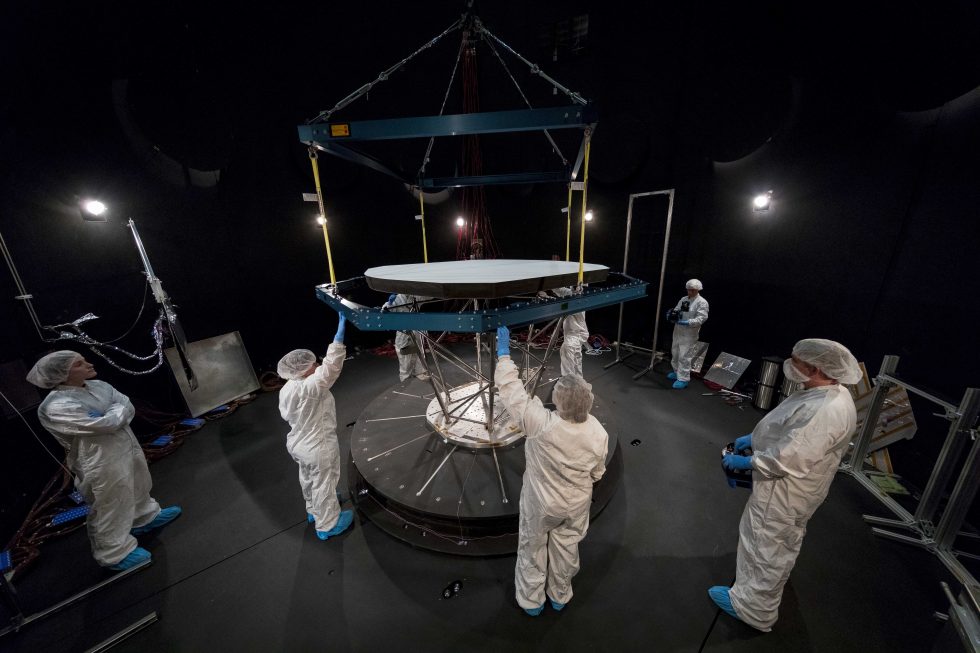 This spacecraft will get closer to the Sun than any before it—without ...