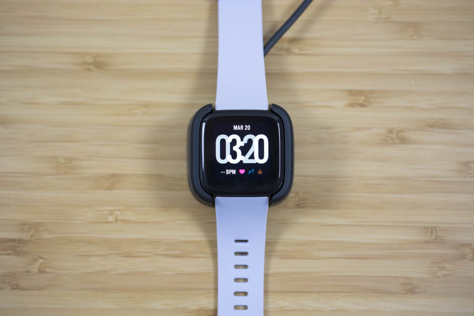Fitbit Versa review: Slowly but surely pushing Fitbit past the “fit ...