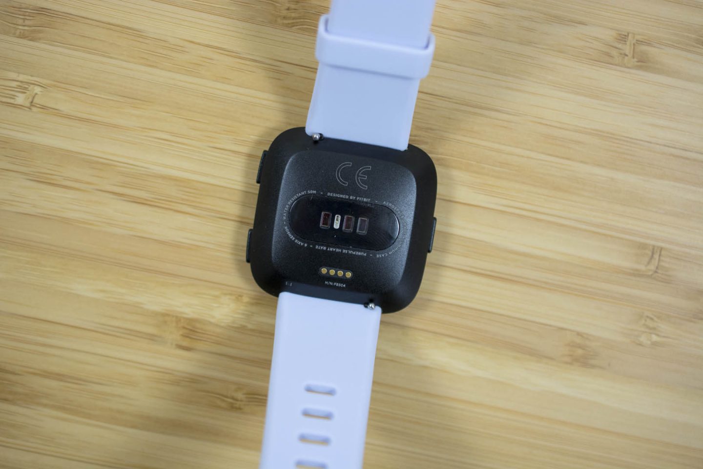 Fitbit Versa review: Slowly but surely pushing Fitbit past the “fit ...