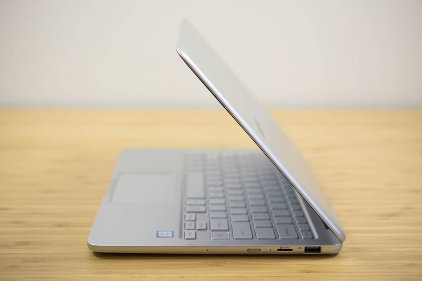 Samsung Notebook 9 Pen review: Stylus convenience, devoid of style ...