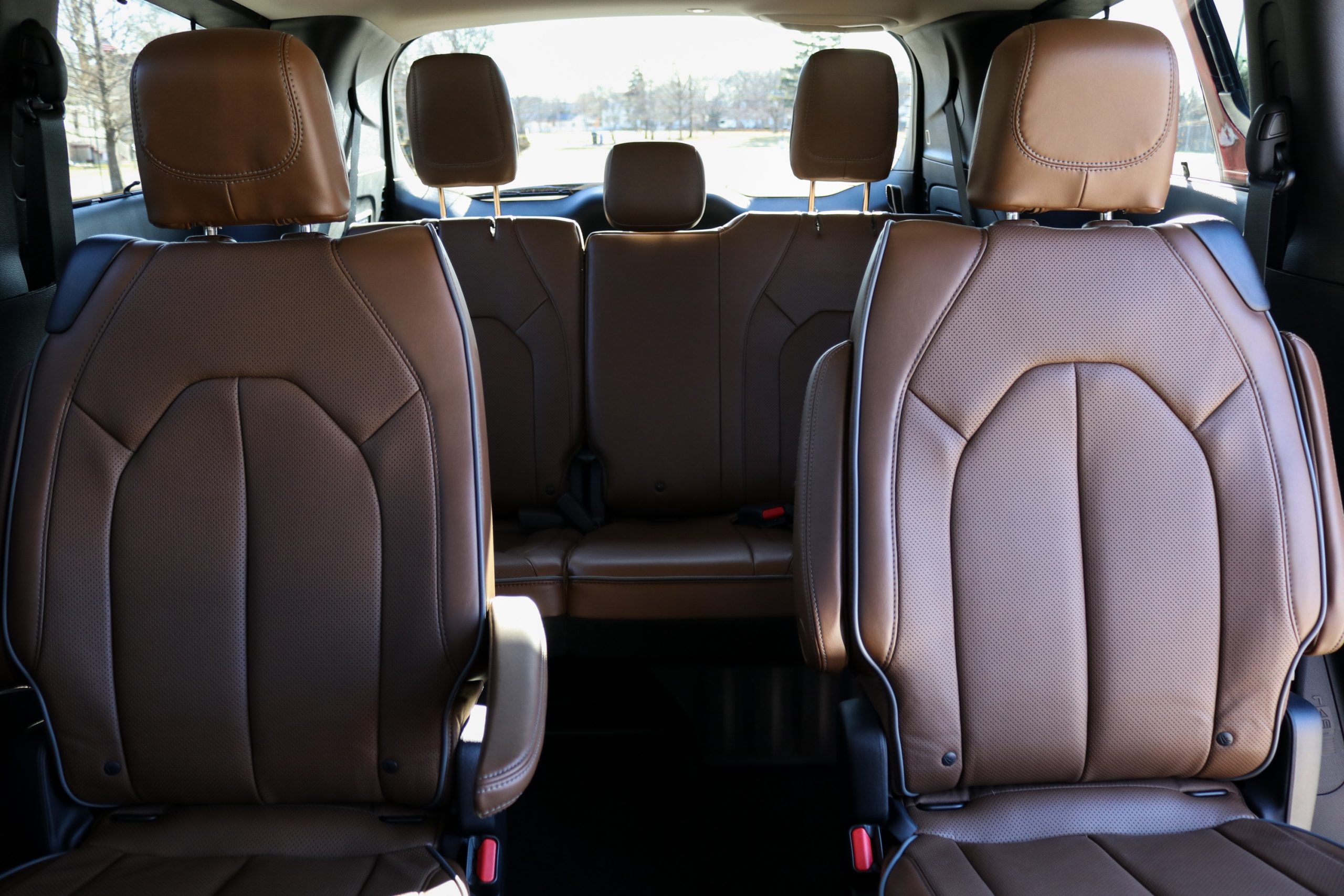 Review: Step aside, minivan haters—the Chrysler Pacifica is awesome ...