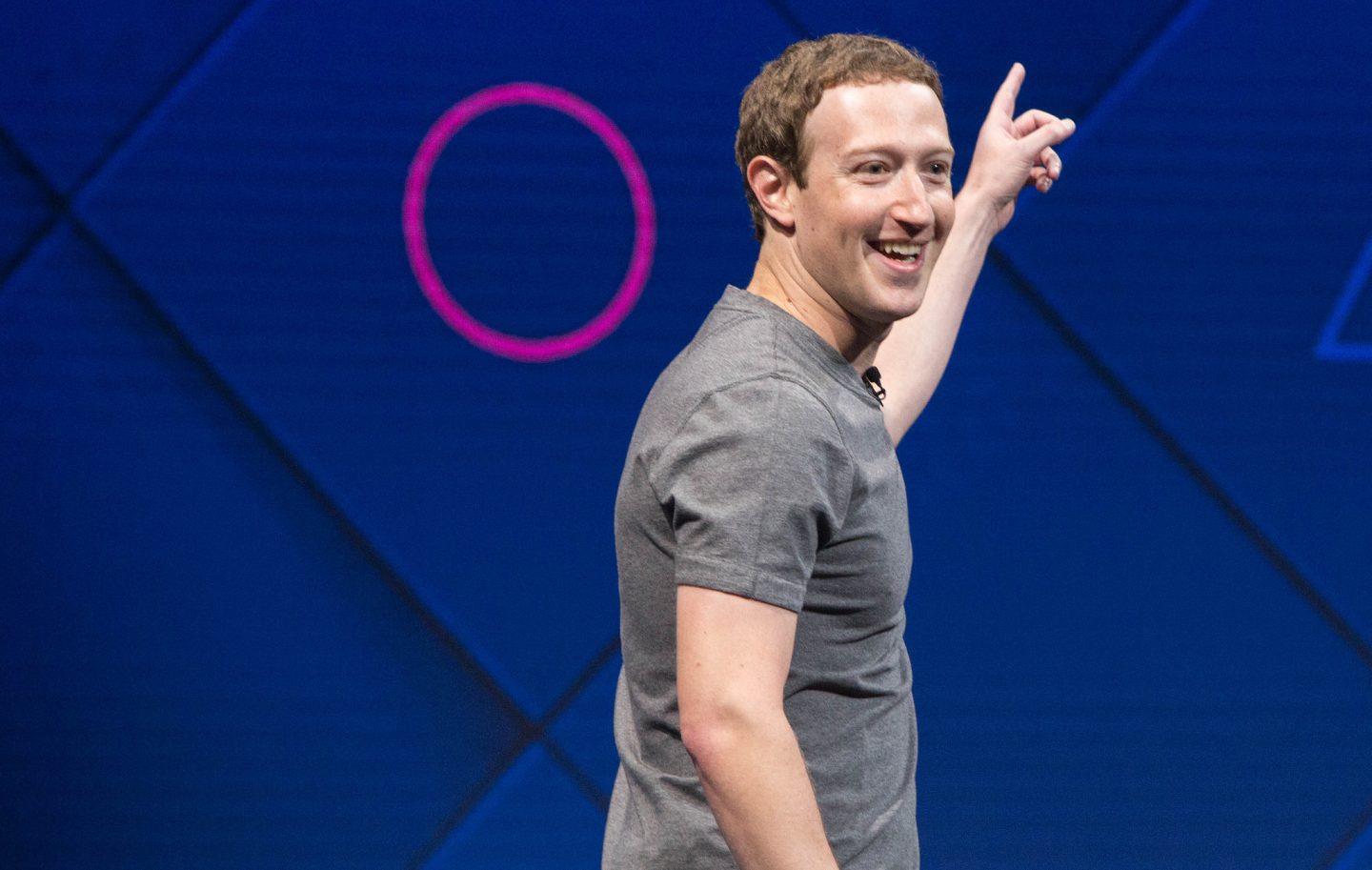 CEO says Facebook will impose new EU privacy rules “everywhere” - Ars ...