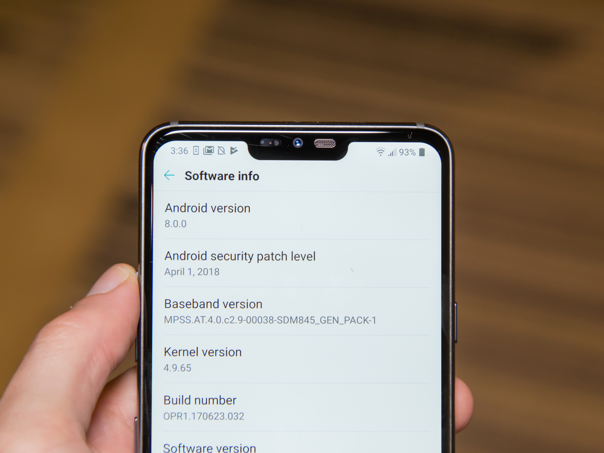 LG G7 hands-on—LG adds a notched display, better speaker to the G6 ...