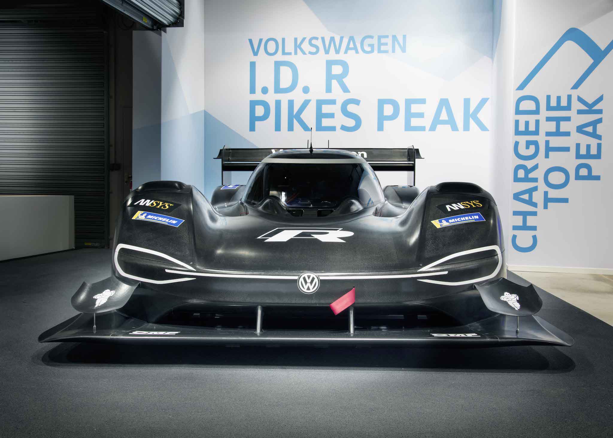 670 horsepower and 0-60 in 2.2 seconds: The Volkswagen I.D. R Pikes ...