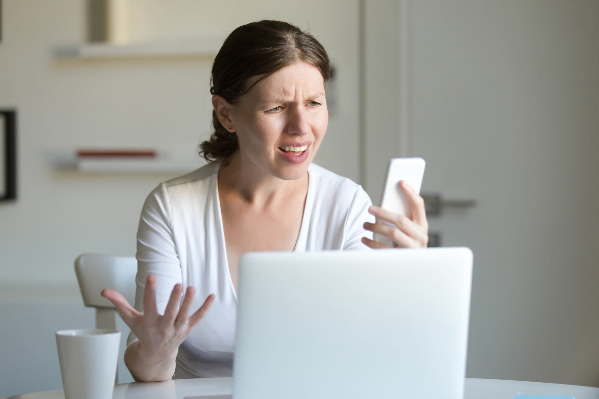 T-Mobile deceived customers with “false ring tones” on failed phone ...
