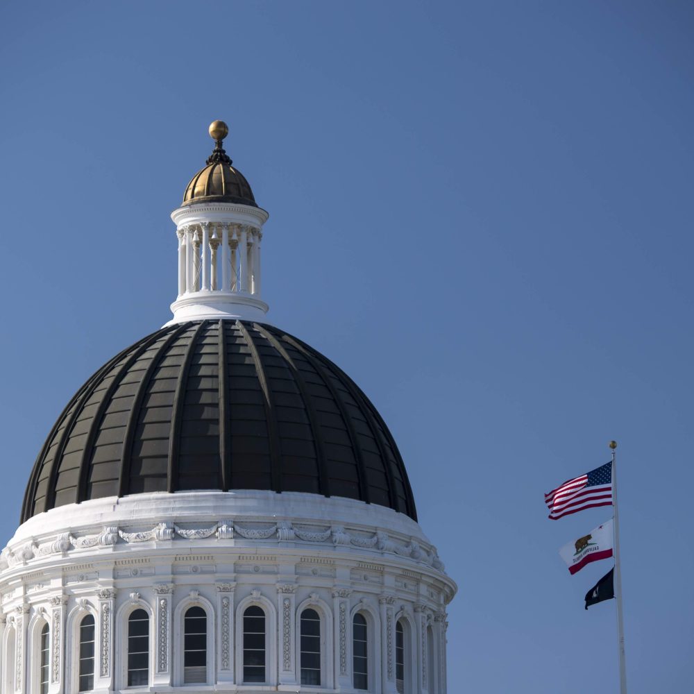 Bad news for AT&T and Comcast: Calif. Senate panel OKs net neutrality ...