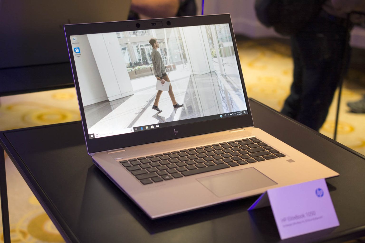 New HP all-in-one houses Alexa, provides power with wireless charging ...