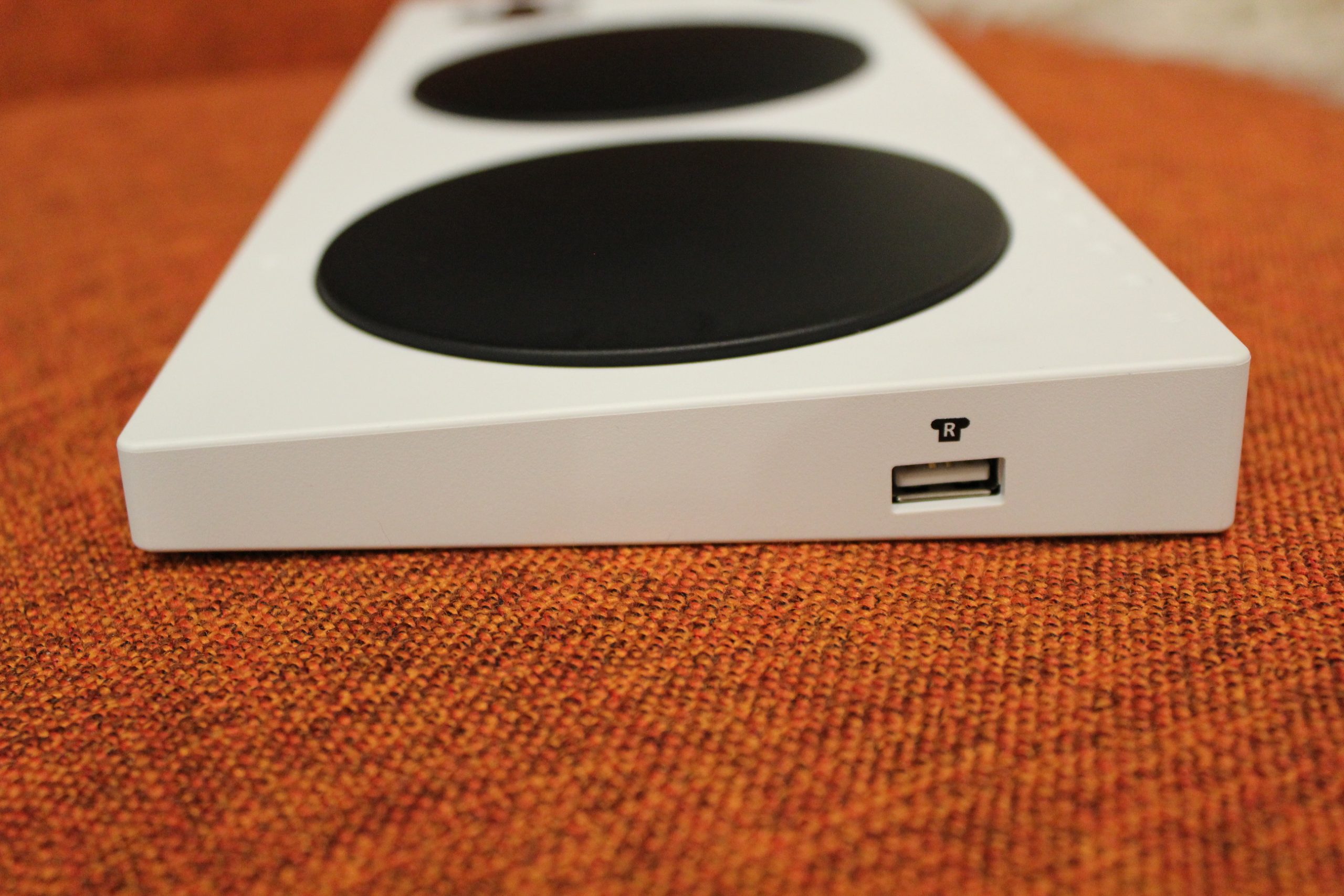 In the lab with Xbox’s new Adaptive Controller, which may change gaming ...