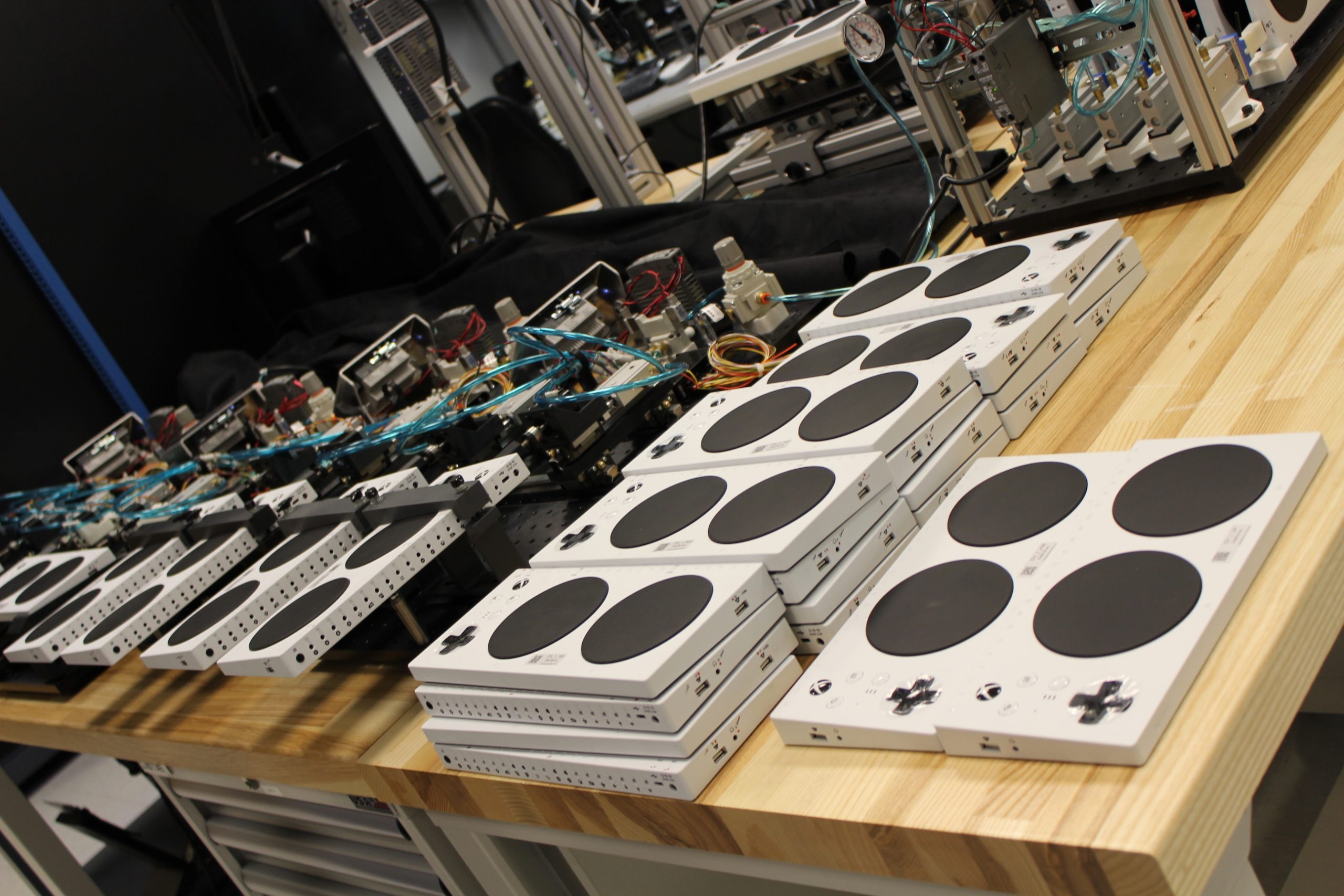 In the lab with Xbox’s new Adaptive Controller, which may change gaming ...