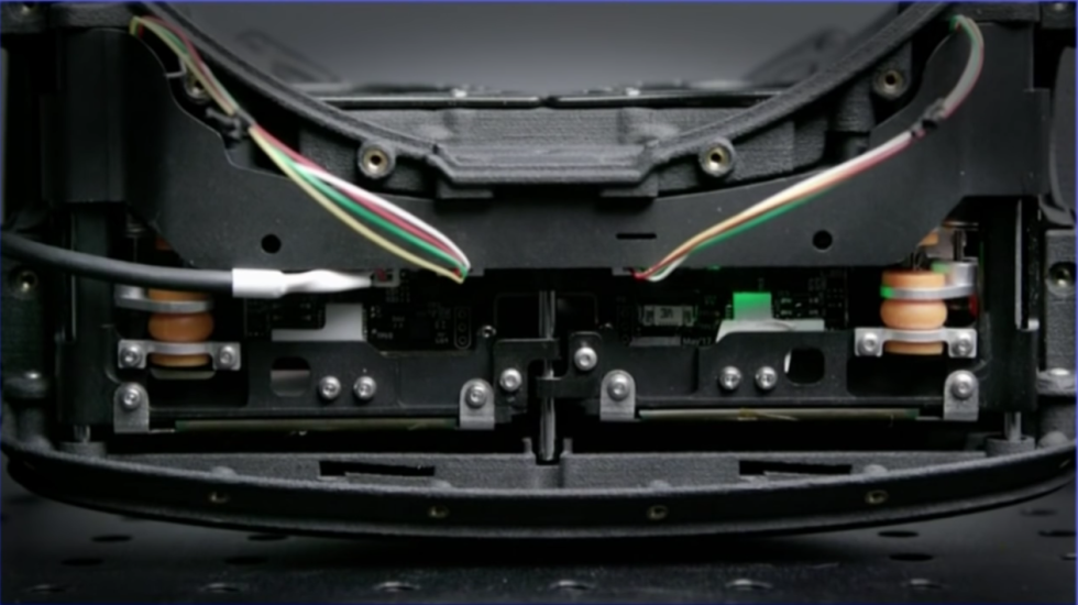 Oculus reveals its next big VR trick: Wider-FOV lenses that ...