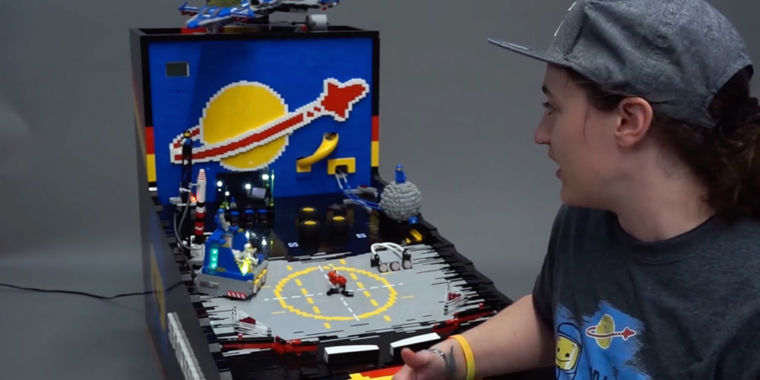 A functional pinball machine made entirely from Lego bricks | Ars Technica