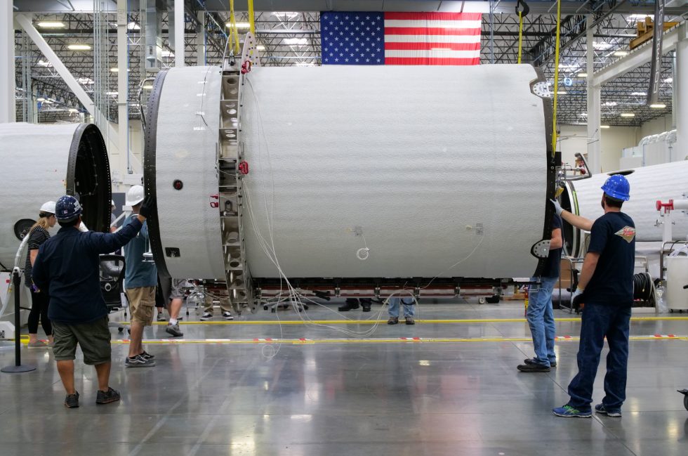 With a simple and cheap rocket, Virgin Orbit aims for the extraordinary ...