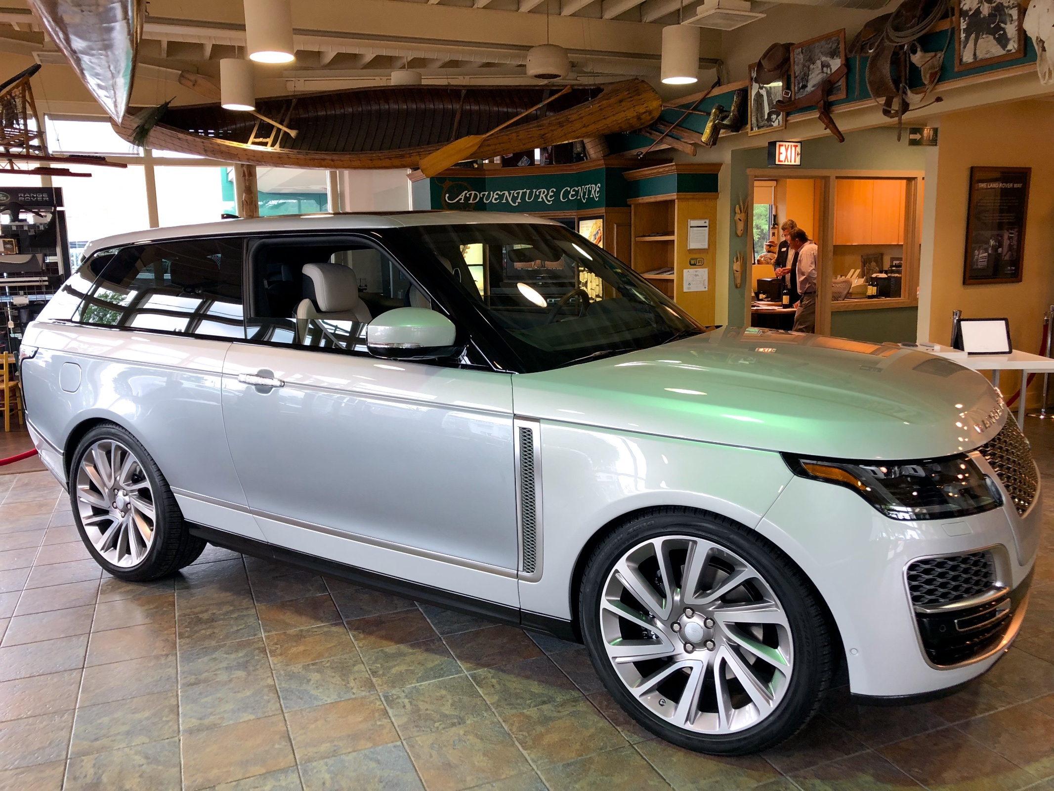 Got $360K burning a hole in your pocket? Check out the Range Rover SV ...