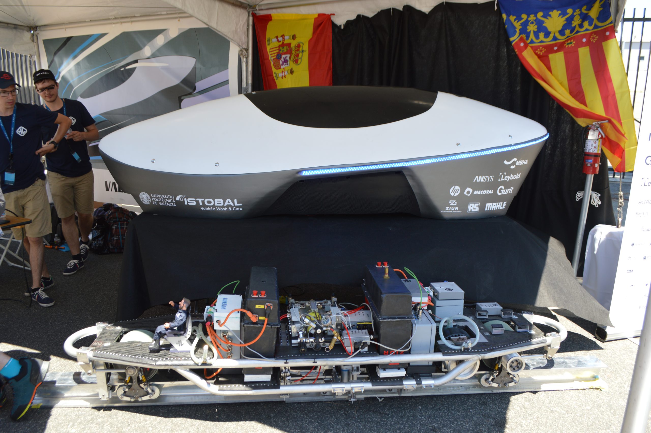 Student engineers build hyperloop test pods with commercial-class top ...