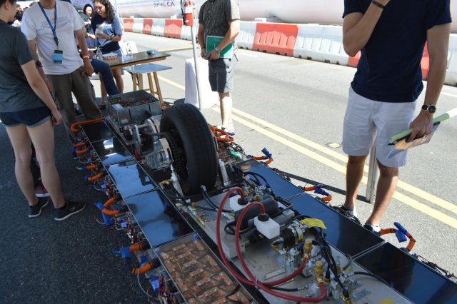 Student engineers build hyperloop test pods with commercial-class top ...