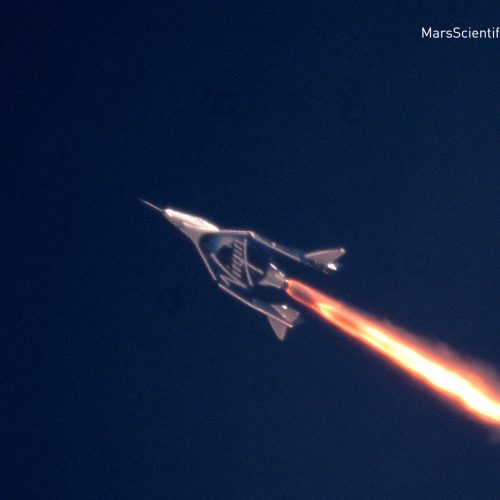 Virgin’s Unity spaceship sets a new altitude record of 52 kilometers ...
