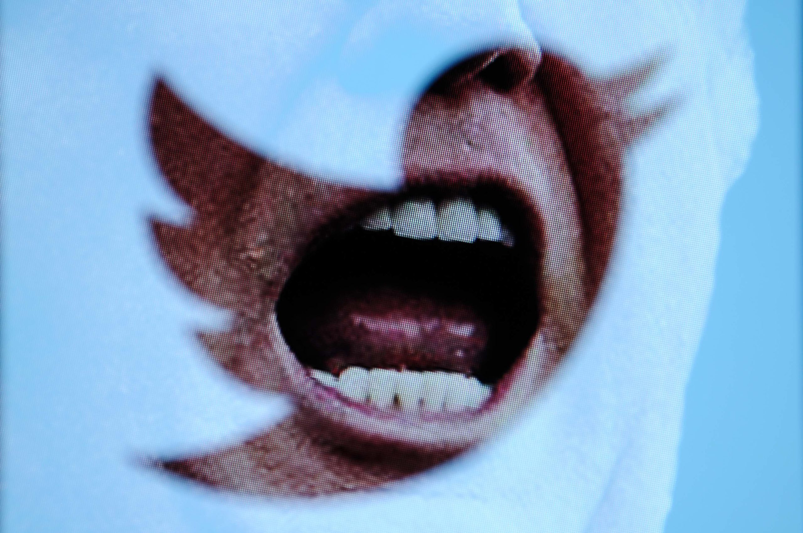 Trump tweets anger at FCC after Pai blocks Sinclair/Tribune merger ...