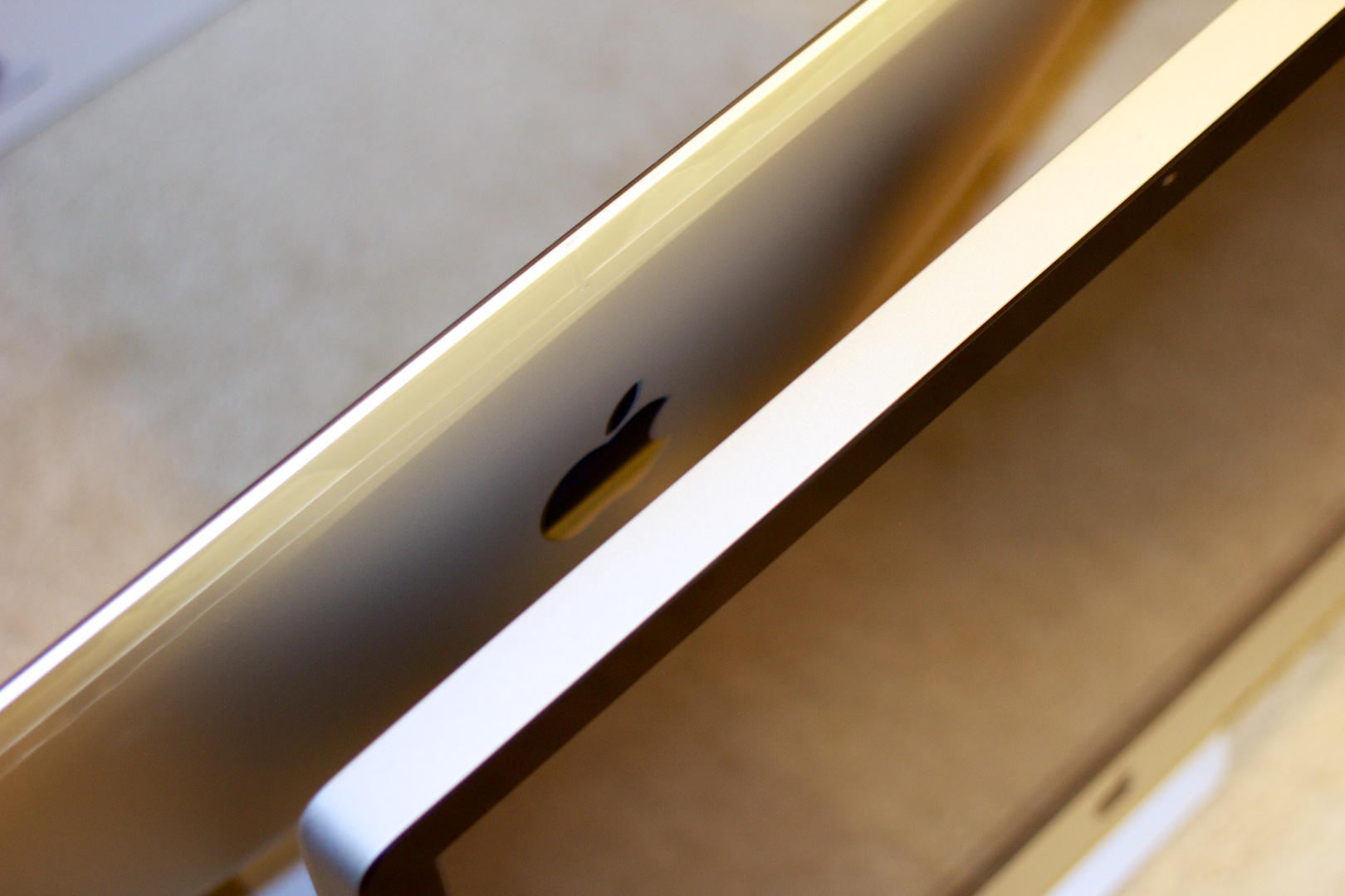 20 years of the iMac at Ars Technica, in reviews and pictures - Ars ...