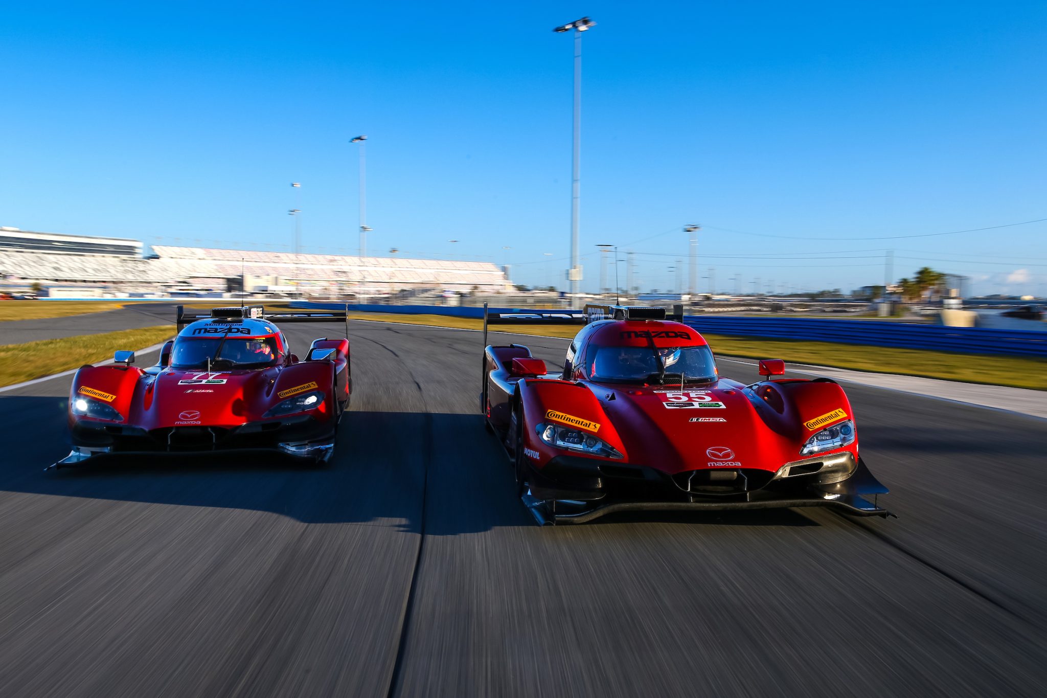 This isn’t a game: We try out a professional driver-in-the-loop ...