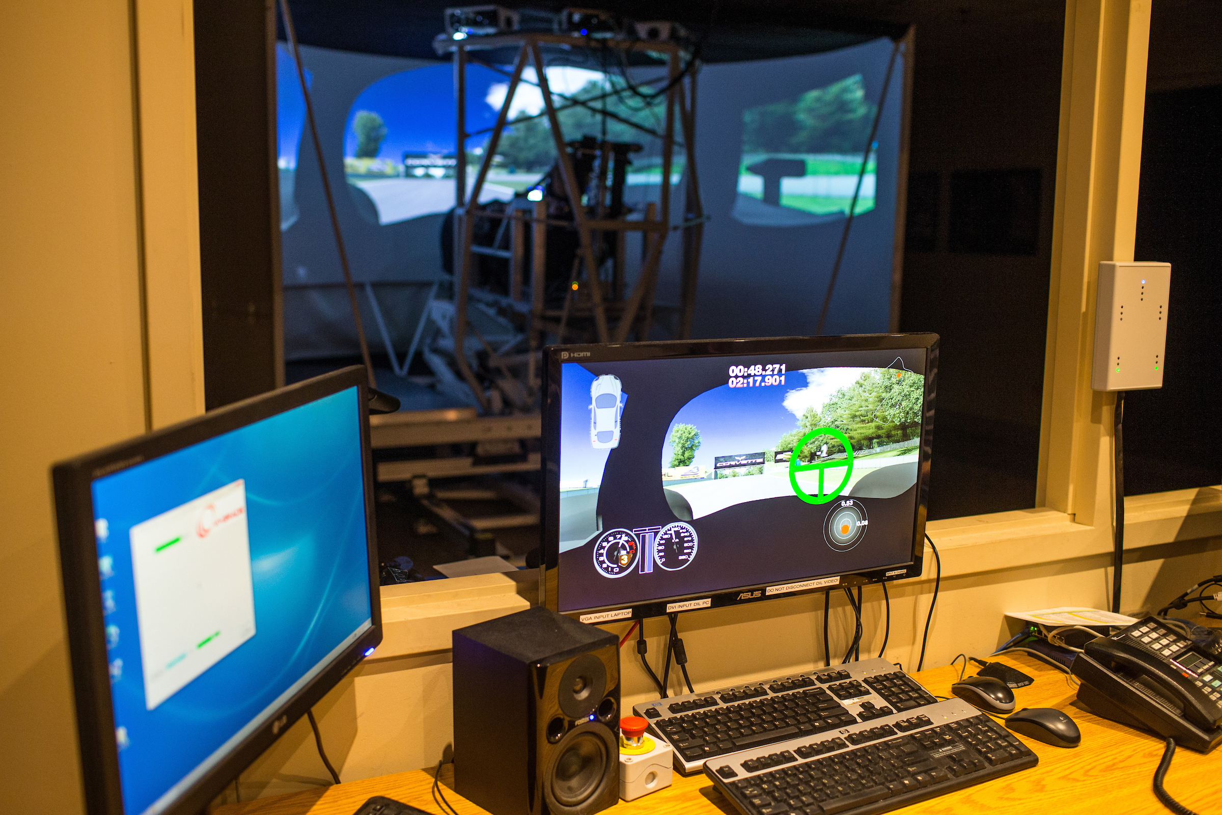 This isn’t a game: We try out a professional driver-in-the-loop ...