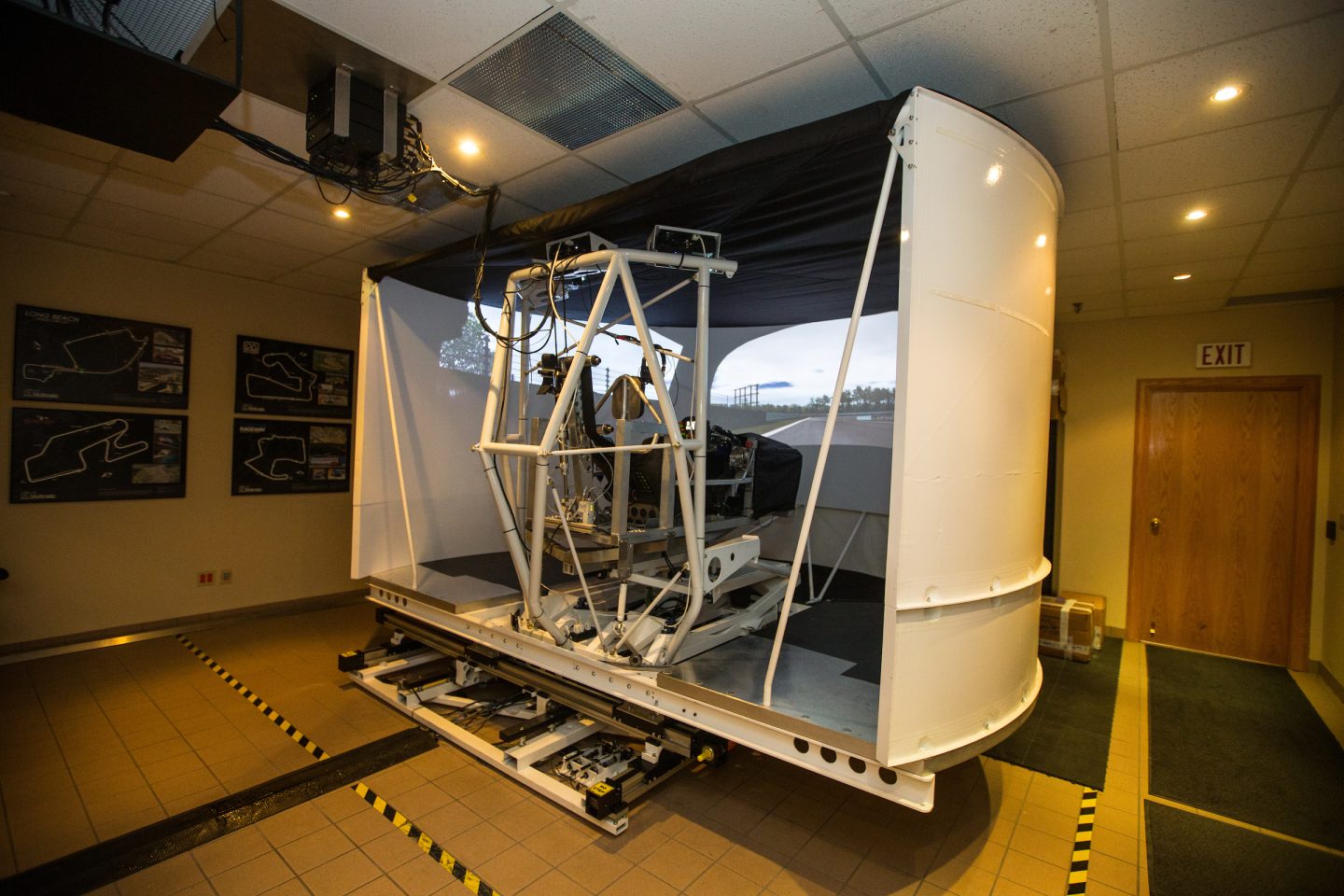 This isn’t a game: We try out a professional driver-in-the-loop ...