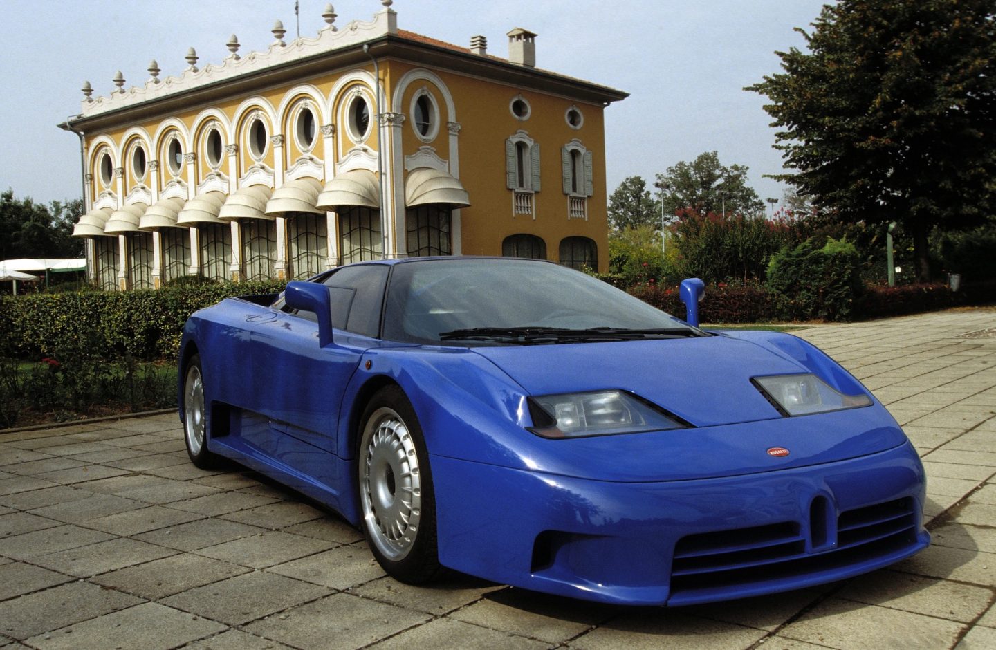 This Bugatti EB110 video is a great reminder of the 1990s supercar boom ...