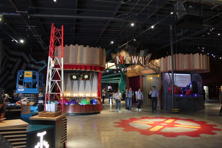 Inside Two Bit Circus, LA’s new VR and arcade amusement park - Ars Technica