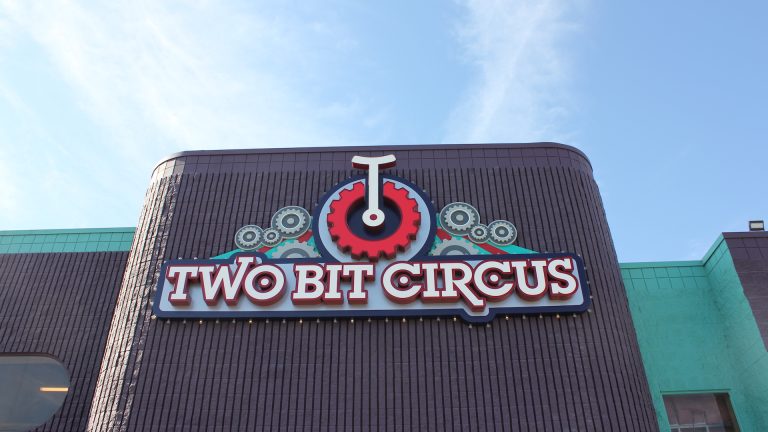 Inside Two Bit Circus, LA’s new VR and arcade amusement park - Ars Technica