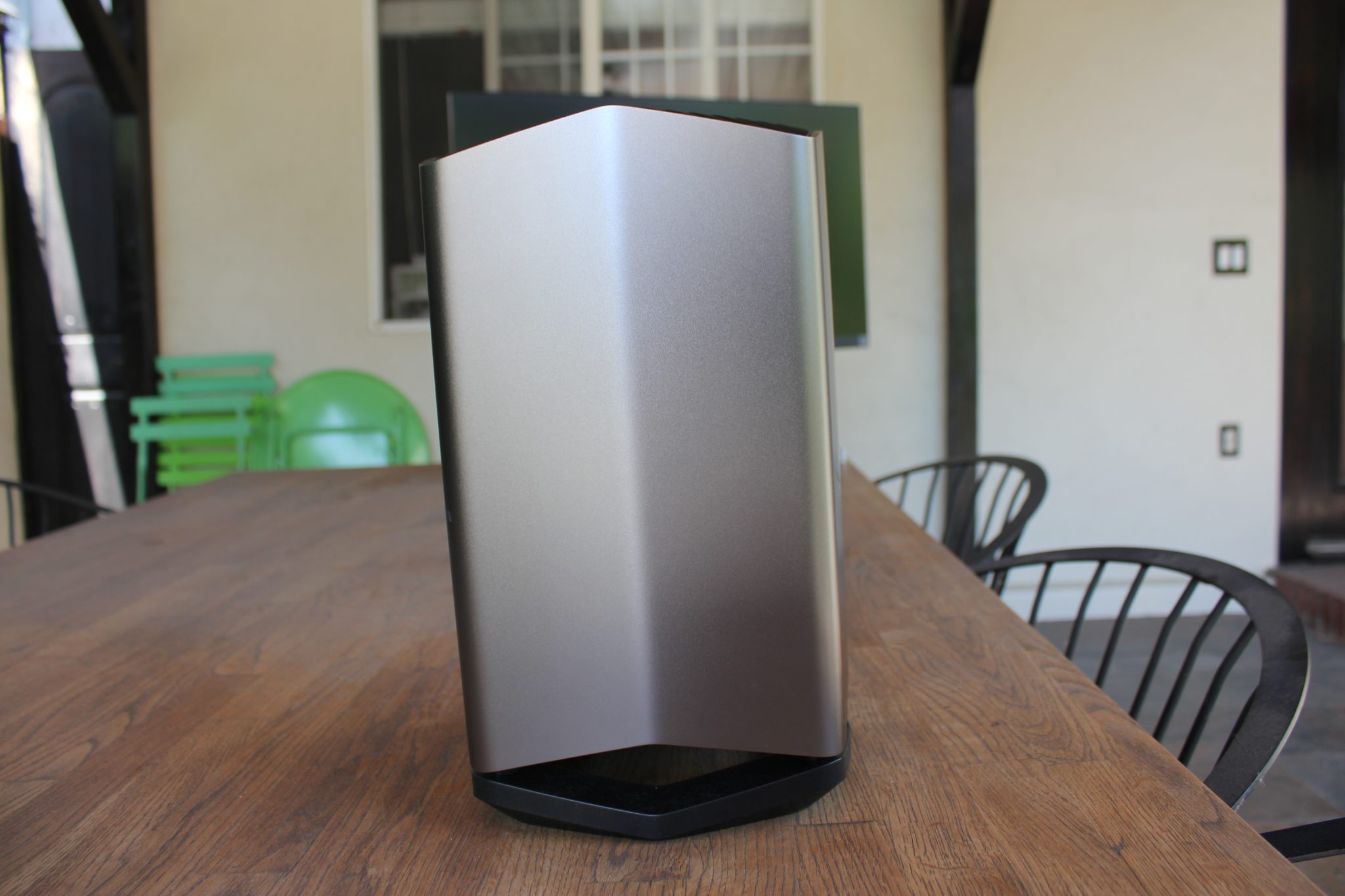 Blackmagic external GPU review: A very Apple graphics solution - Ars ...
