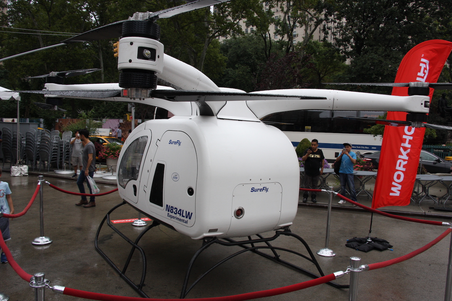 Workhorse brings an electric pickup truck, helicopter to Manhattan ...
