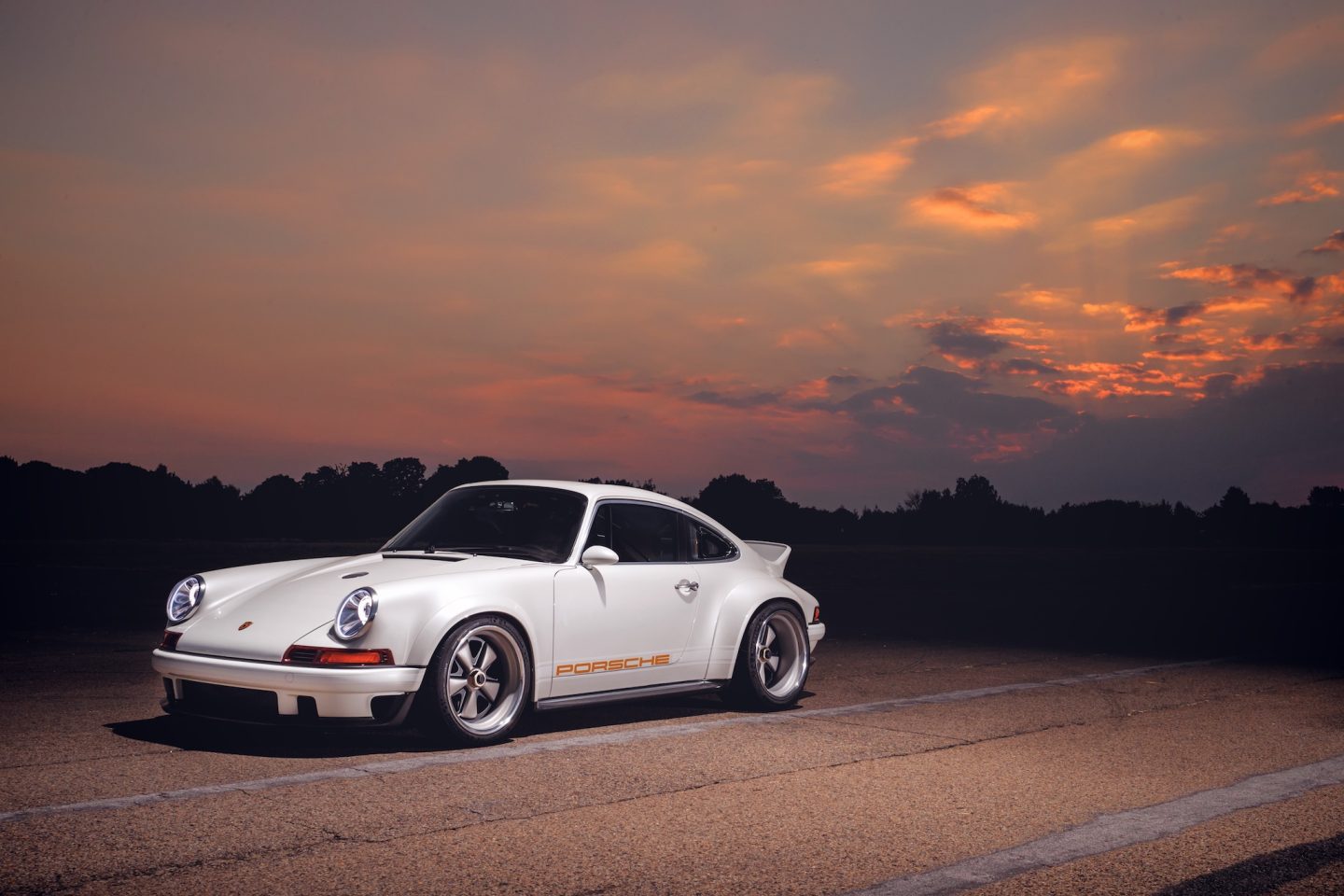 Working on this Singer 911 restoration “turns” Williams F1 engineers ...