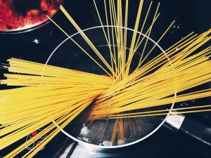MIT scientists crack the case of breaking spaghetti in two - Ars Technica