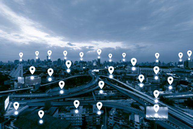 Dozens of iOS apps surreptitiously share user location data with ...