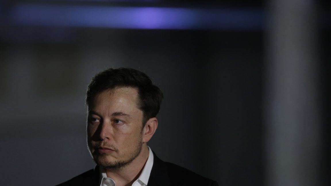 Musk settles—out as Tesla chairman, owes $20 million in penalties - Ars ...