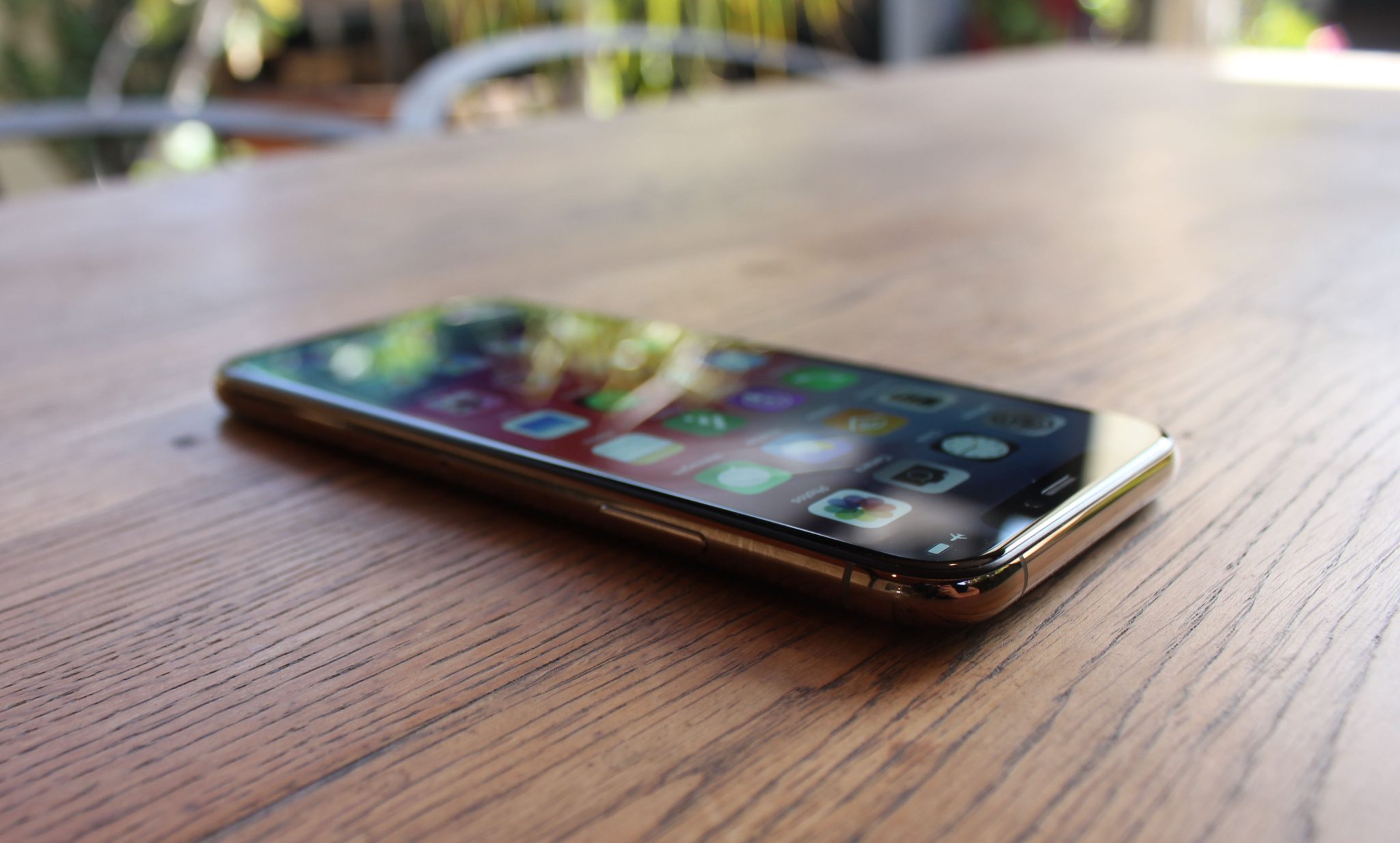 iPhone XS and XS Max review: Big screens, big performance, big lenses ...