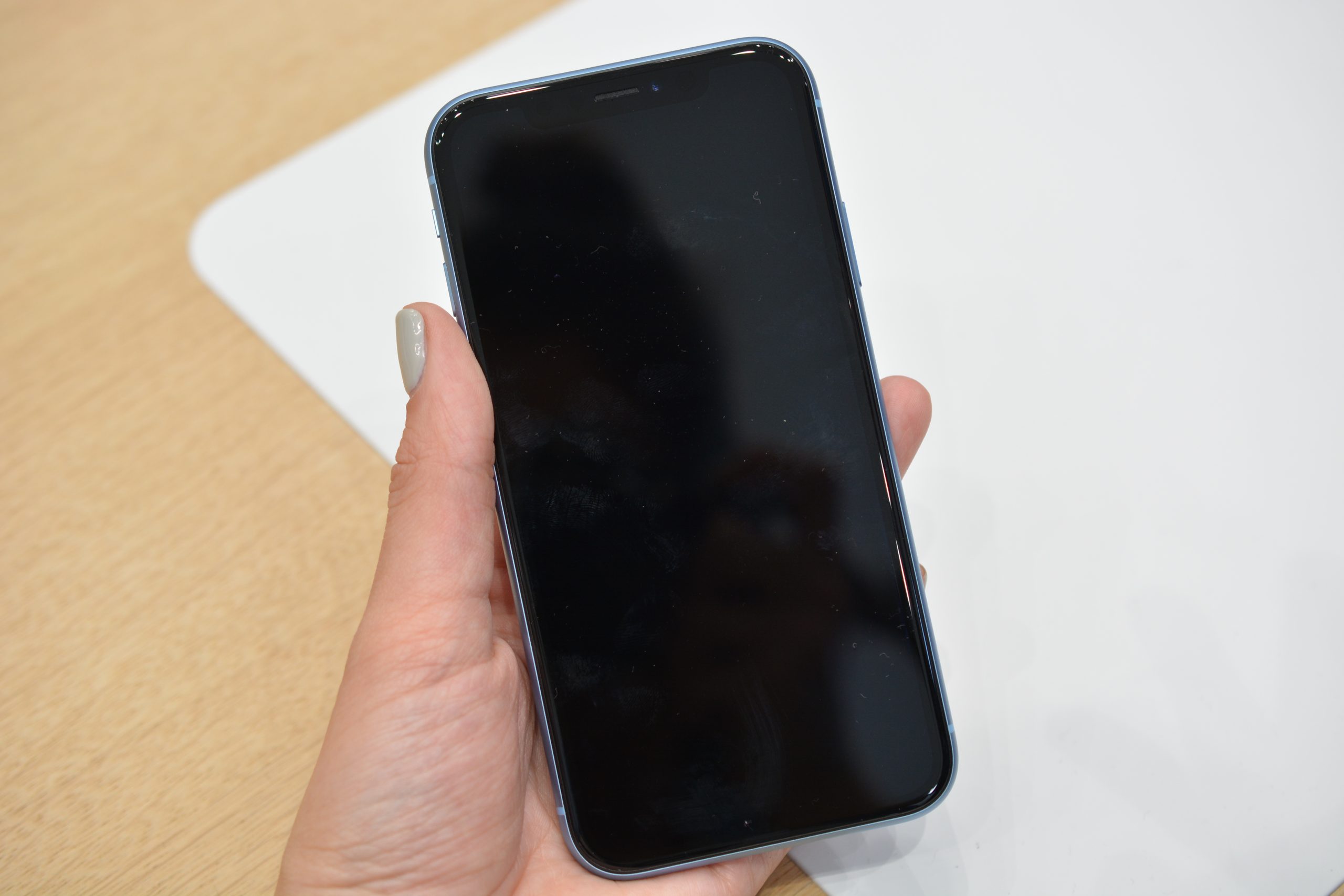 iPhone XS and XS Max review: Big screens, big performance, big lenses ...