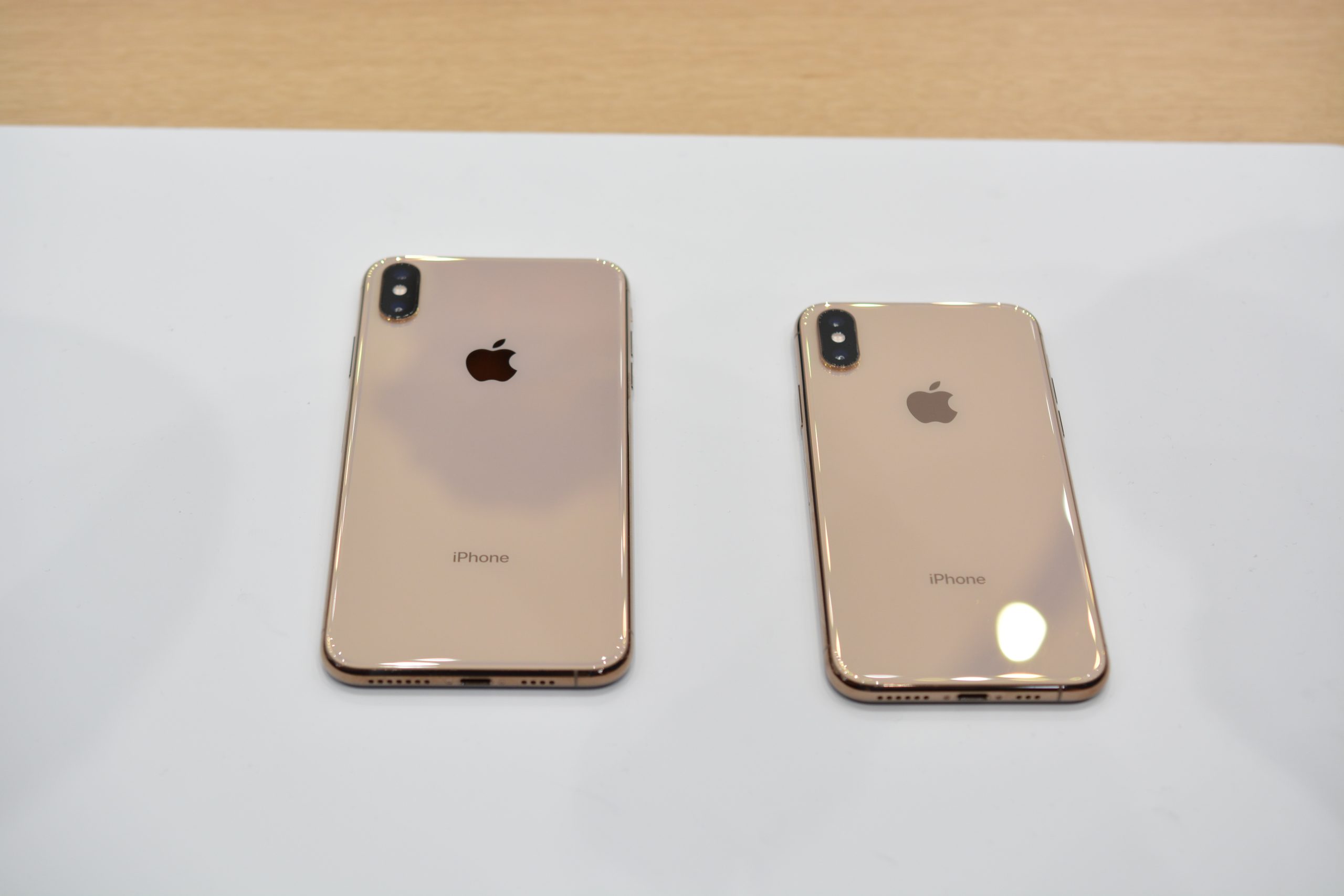 Hands-on with the iPhone XS, iPhone XS Max, and iPhone XR - Ars Technica