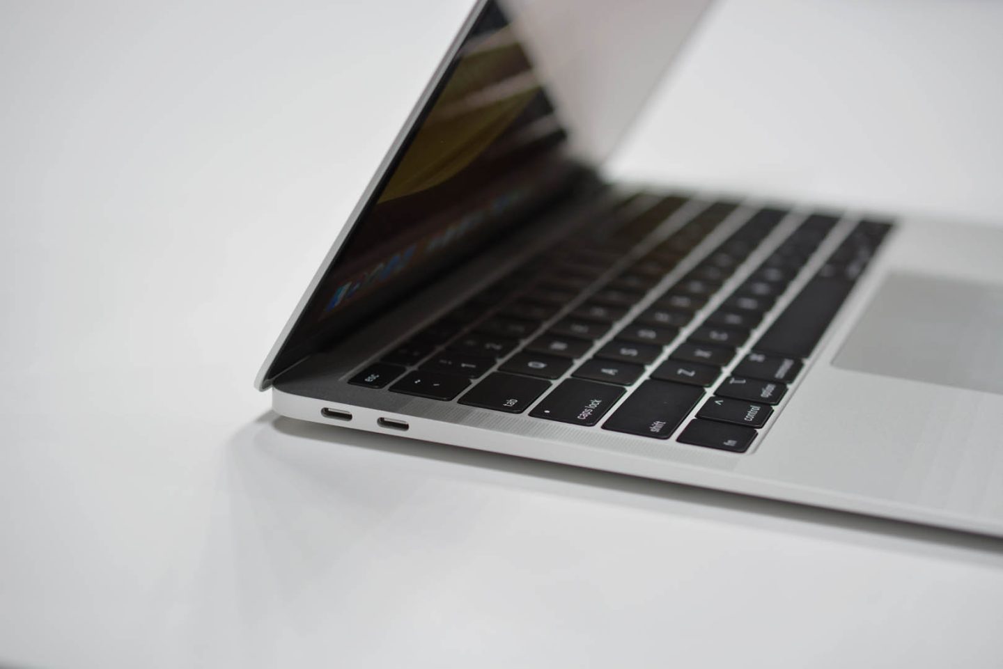 New MacBook Air, Mac mini hands-on: Making old favorites new again ...