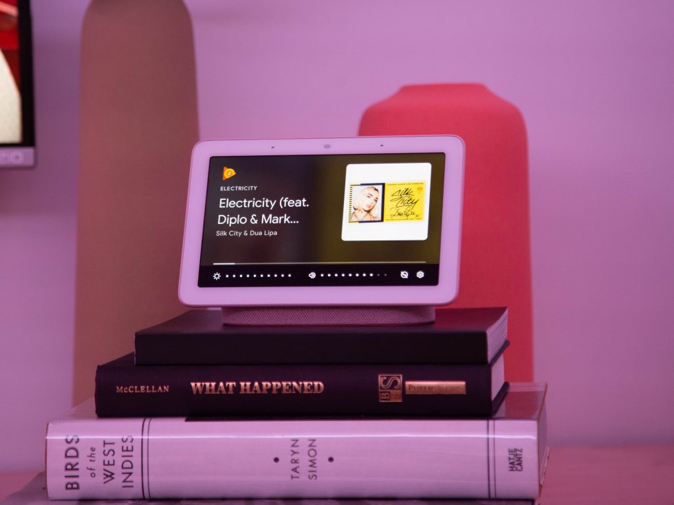 Google Home Hub—Under the hood, it’s nothing like other Google smart ...