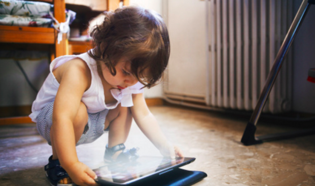 What do we actually know about the risks of screen time and digital ...